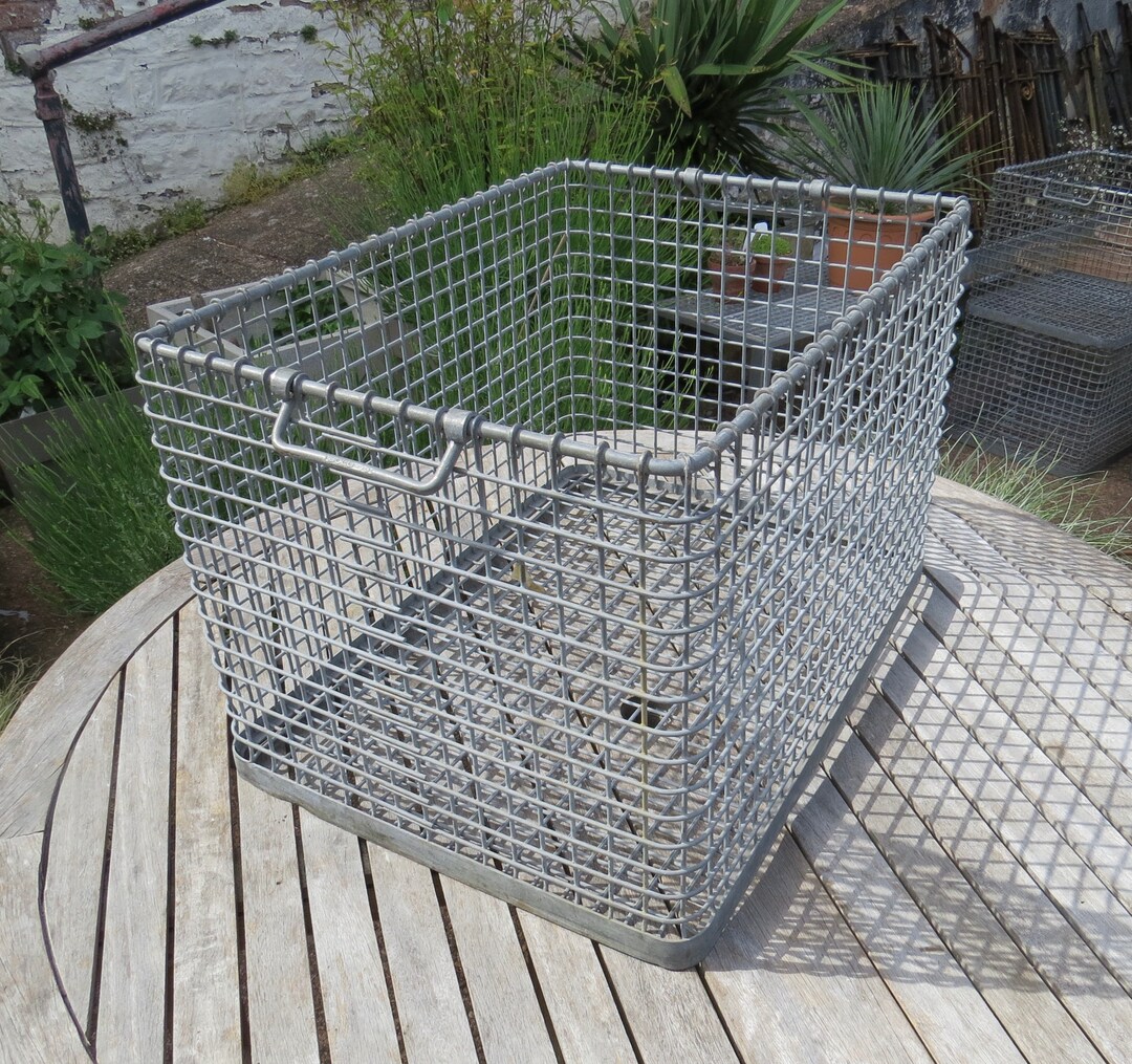 Large Wire Crate / Heavy Duty Wire Basket / Decorative Garden Planter ...