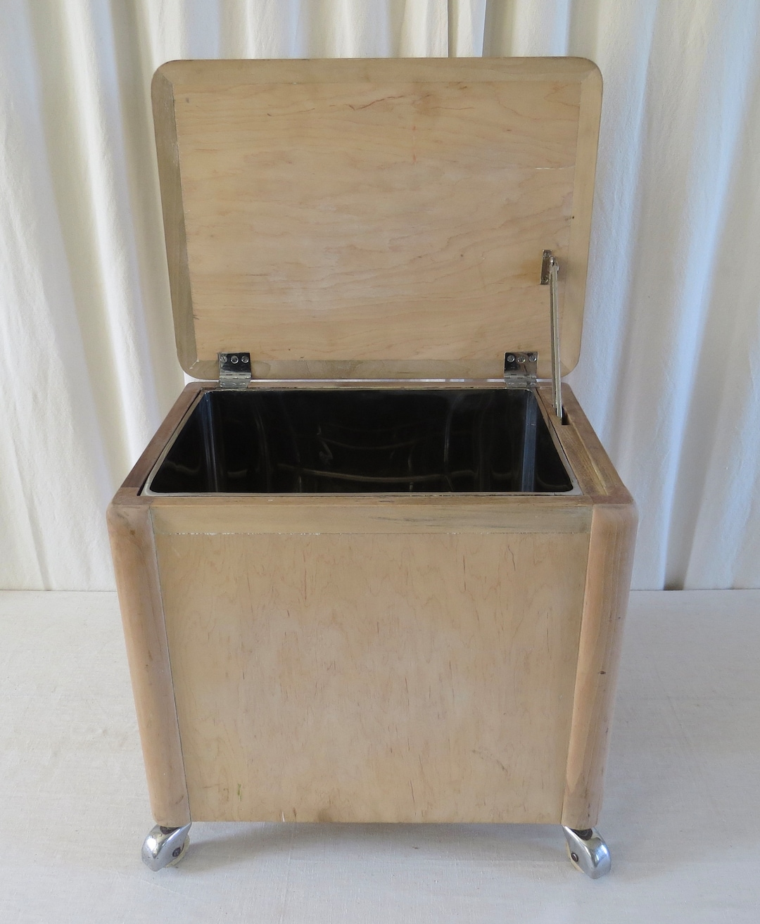 RETRO CASKET / BOX on Wheels C.1950's - Etsy