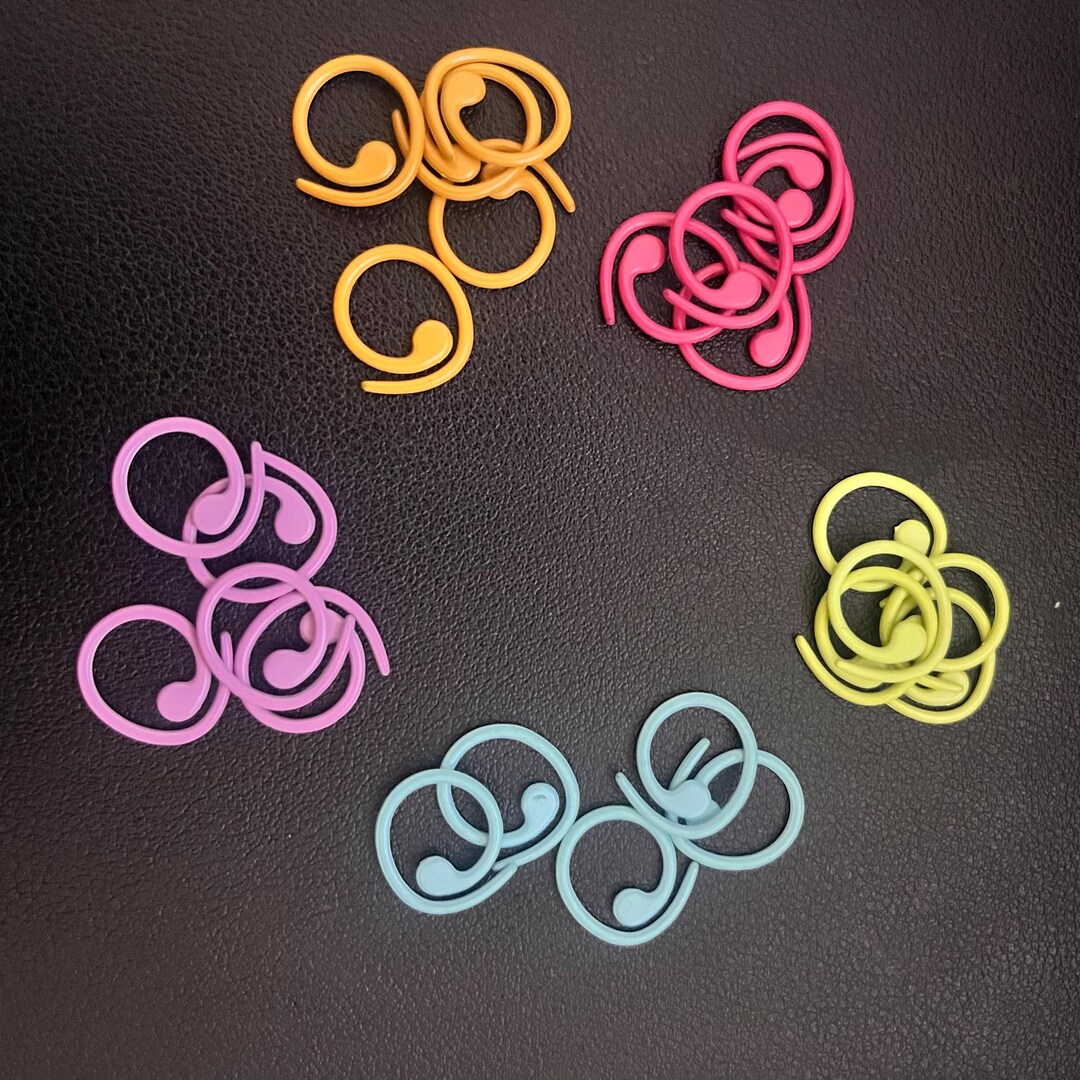 25 Multiple Color Stitch Markers Loop Knitting and Crochet - Etsy