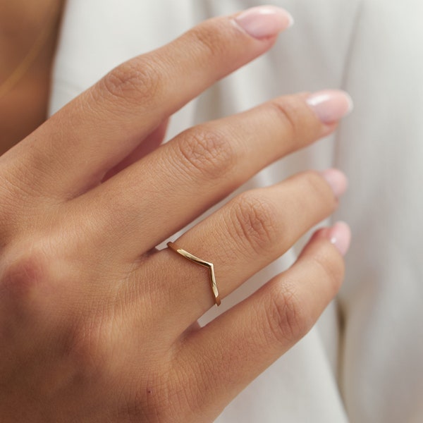 Curved Ring - Etsy