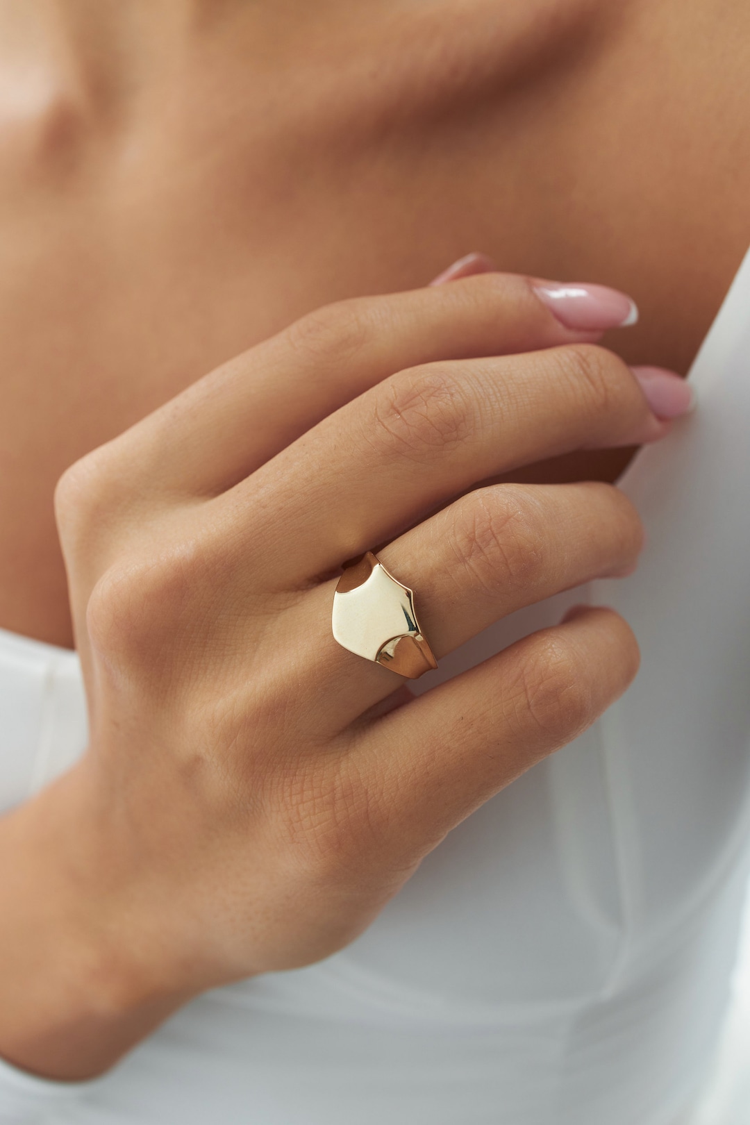 14k Solid Gold Shield Signet Ring, Personalization Shield Ring, Custom ...