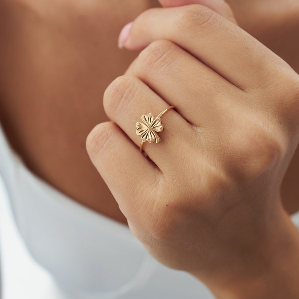 Clover Ring - Etsy