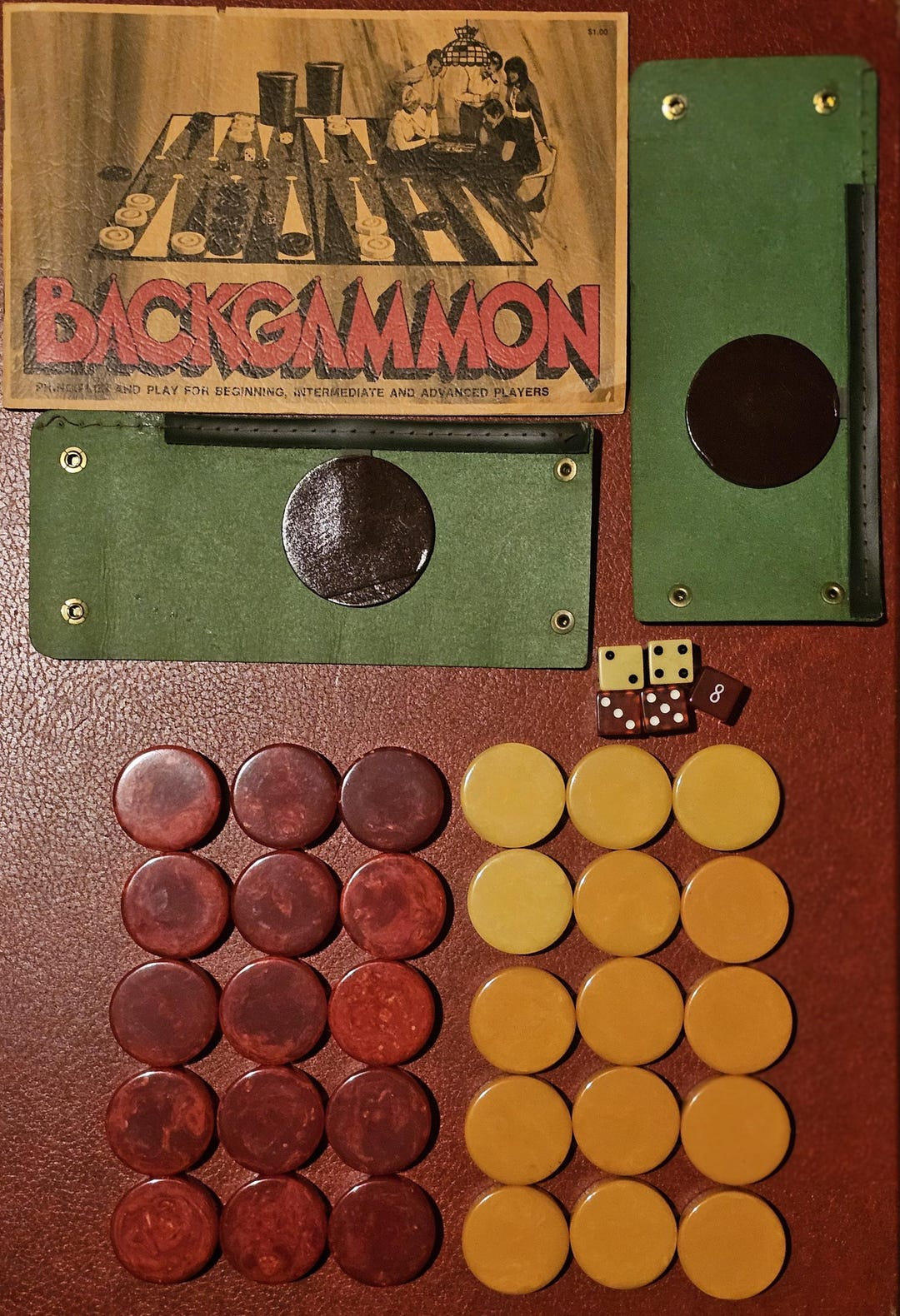 30 Vintage Catalin Bakelite Backgammon Pieces Plus Shakers & Dice - Etsy