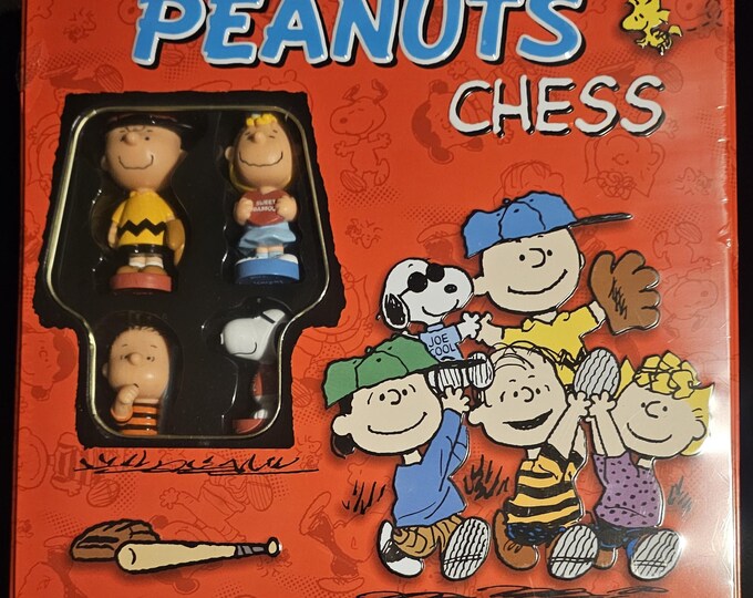Peanuts Chess Set, Hand Painted Sculpted Chess Pieces, Charlie Brown ...