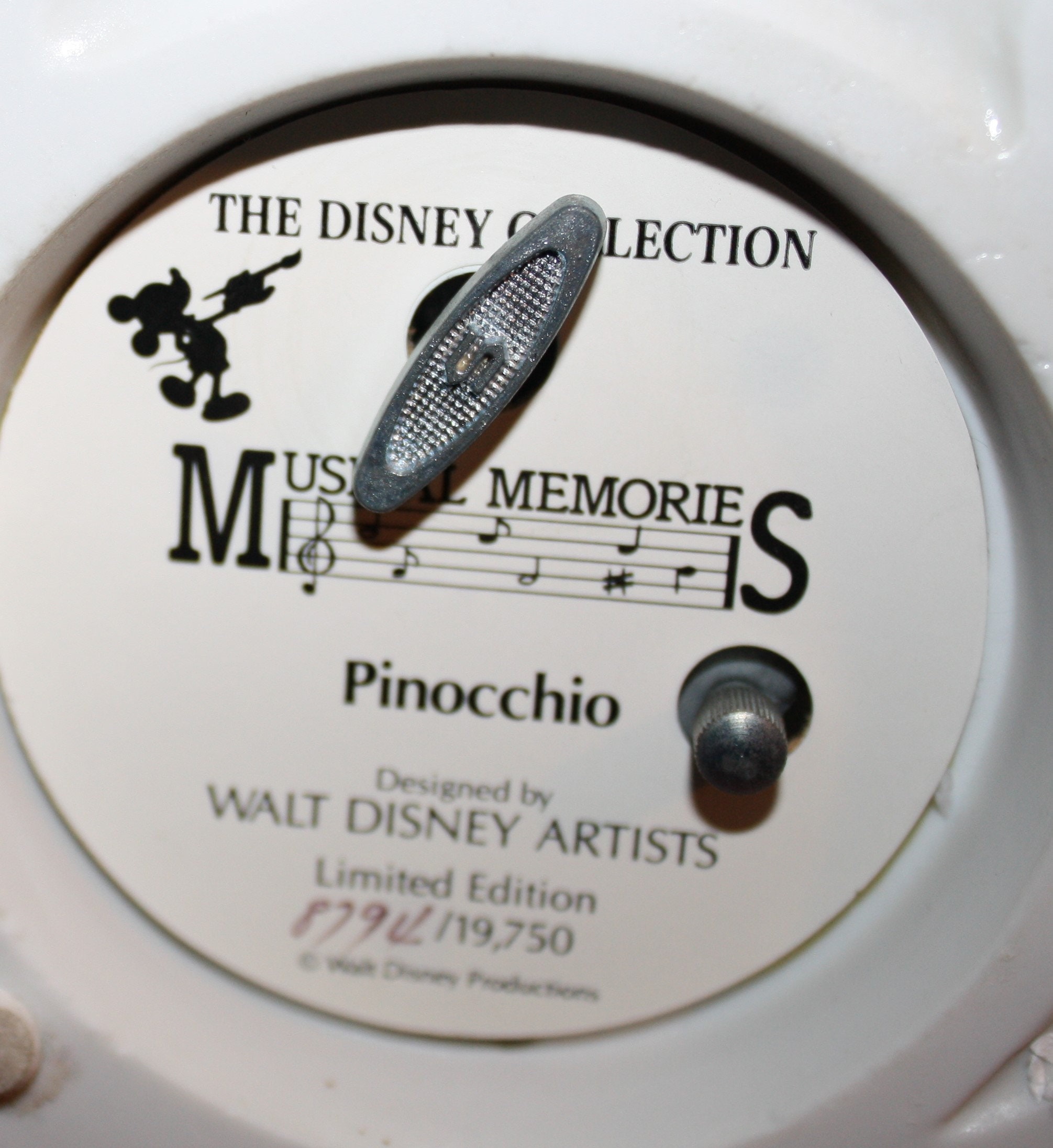 Disney Musical Memories “Pinocchio” Limited Edition Porcelain Music Box ...