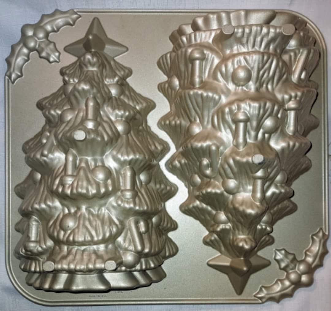 Nordic Ware 3D Bakeware, Santa Claus Pan, Christmas Tree & Train Pan ...