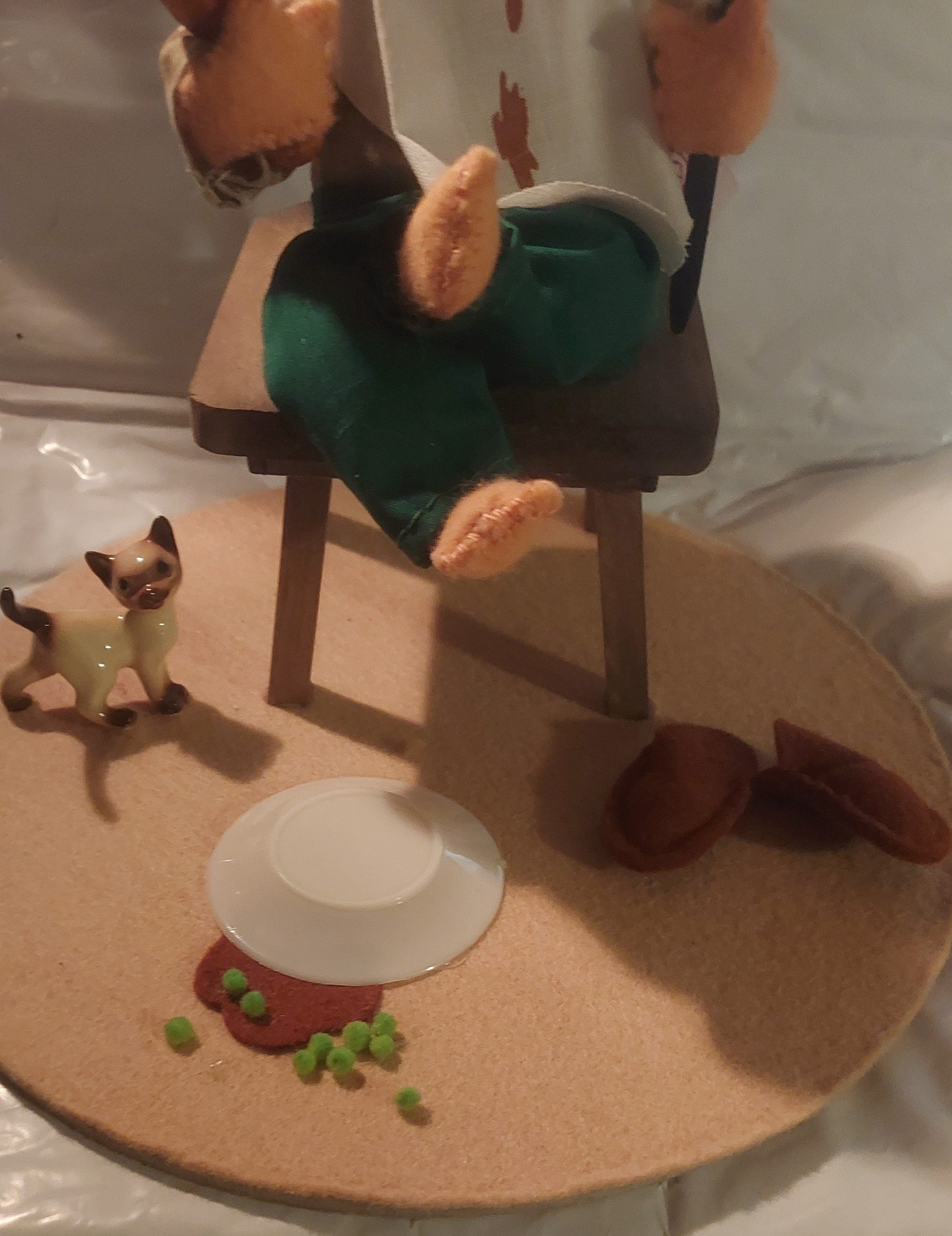 xxxVintage Annalee, 7 Boy Eating Turkey Vignette, Closed Eyes & Yawning ...