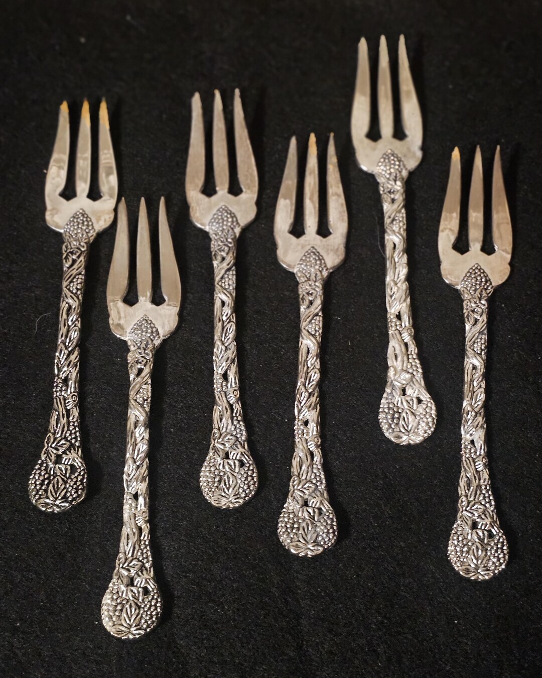 Vintage Godinger Silverplate 3 Prong Cocktail Forks With Vineyard ...