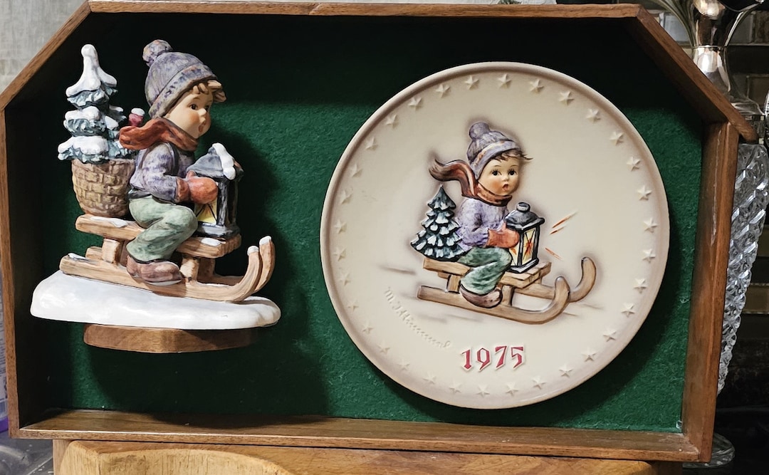 Vintage Goebel Hummel "ride Into Christmas" Figurine & Matching Plate W ...