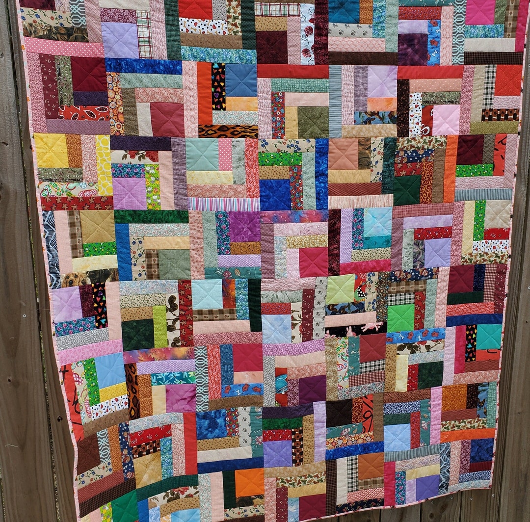 Scrappy off Set Log Cabin Quilt - Etsy