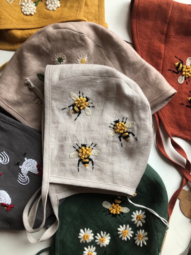 Linen Baby Bonnet With Embroidered Bees. Embroidered Bonnet | Etsy