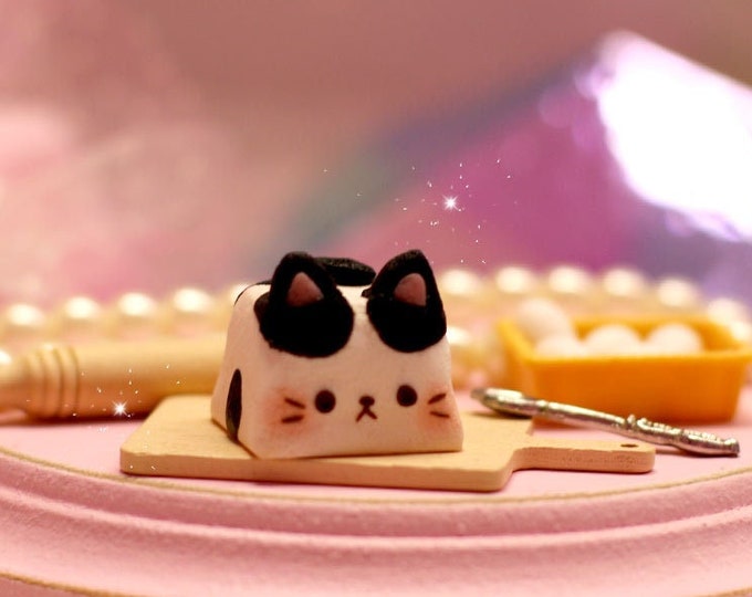 Strawberry Jelly Cat Artisan Keycap - Kawaii Cat - Artisan Key Cap ...