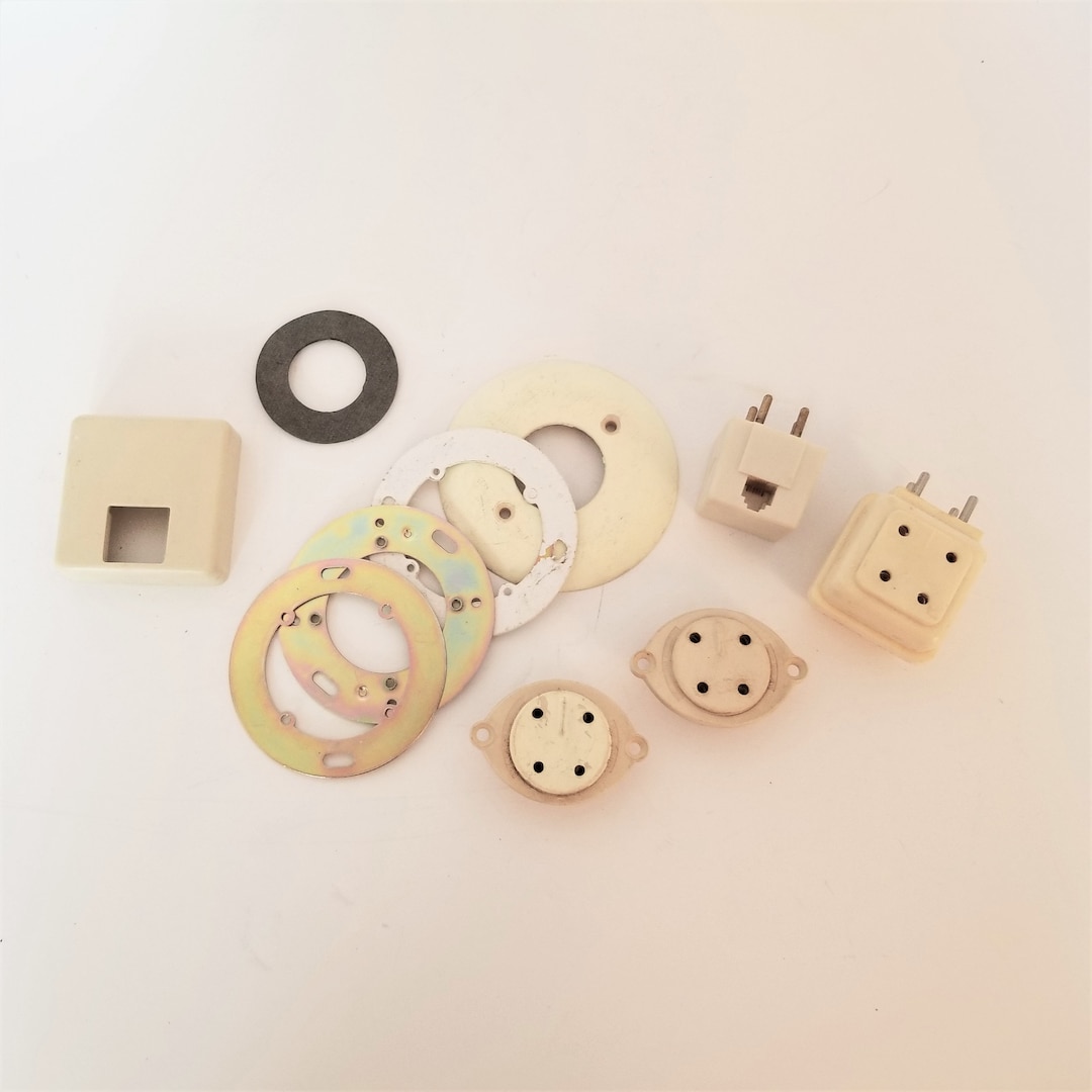 VINTAGE TELEPHONE Prong Plugs Old Telephone Plugs - Etsy
