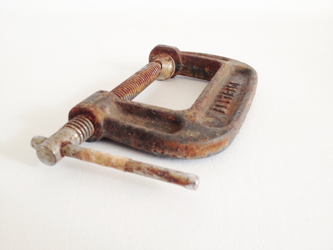 Clamp Vintage Metal C Clamp Rusty Old Clamp Vintage Screw Down Clamp ...