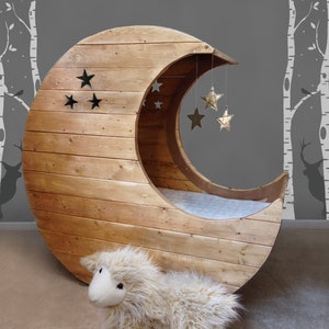 DIY - Crescent Moon Pet Bed - Etsy