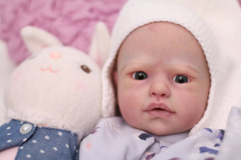 Sheila Reborn Doll Kit by Lenka Polacek Hucinova >>kit Only unpainted