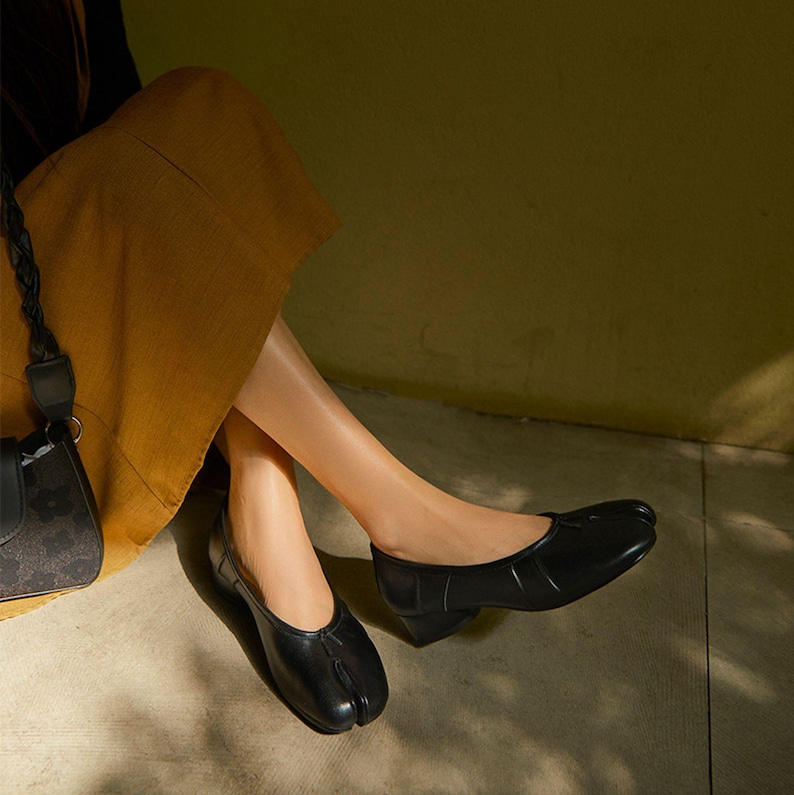 Women's Black Leather Vintage Tabi Flats,classic Black Tabi Shoes,split ...