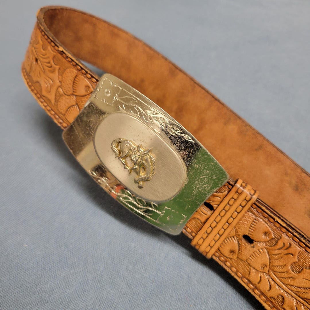 Vtg 70s Western Leather Belt Vintage Size 32 Hereford Full Grain