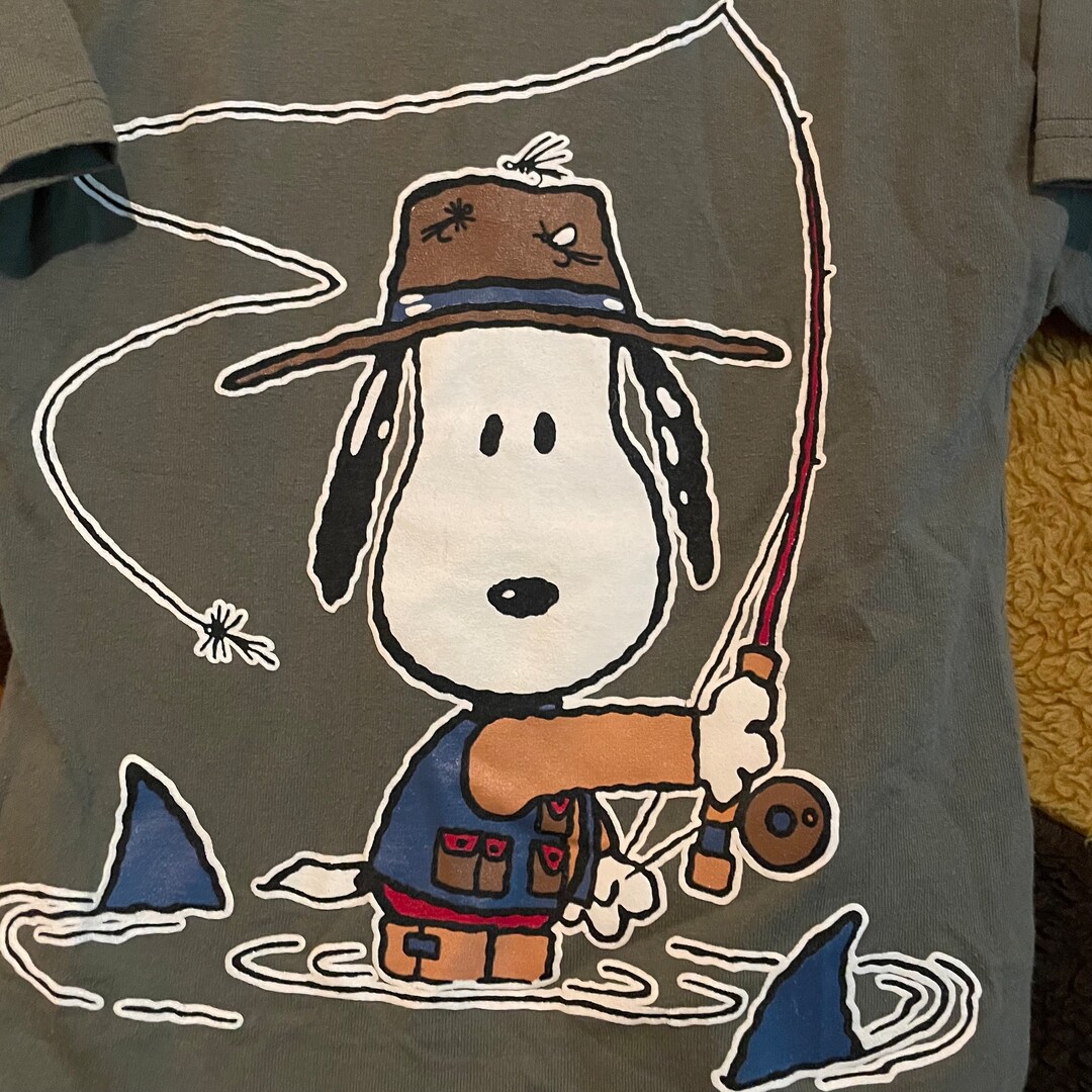 Vtg 90s SNOOPY KIDS SHIRT // Vintage Fishing With Sharks Big Print ...