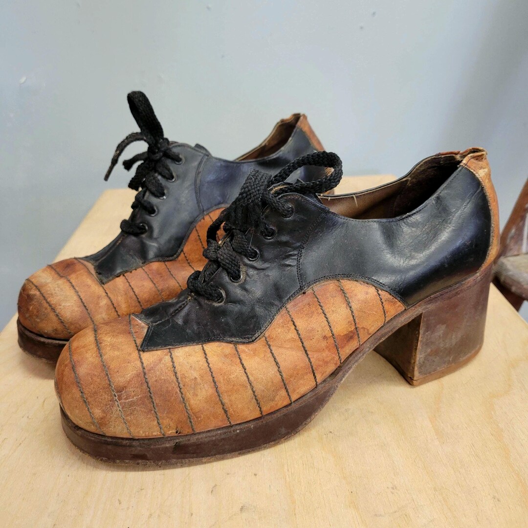 Vtg 70s LEATHER PLATFORMS // Vintage Distressed Two Tone Retro Thick ...