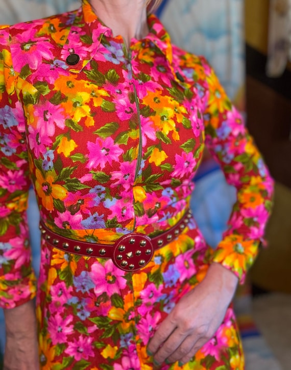 vtg 60s psychedelic mini dress square collar neon flo… - Gem
