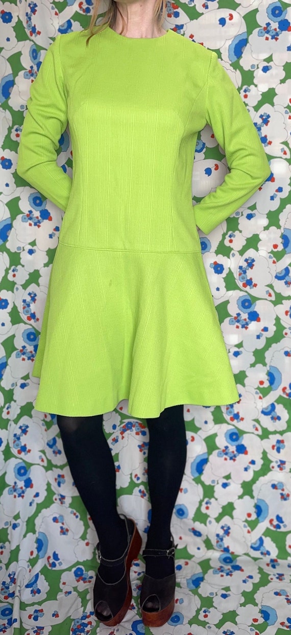SALE! Vintage 1960s Mod Neon Green Dress // 60s Drop … - Gem