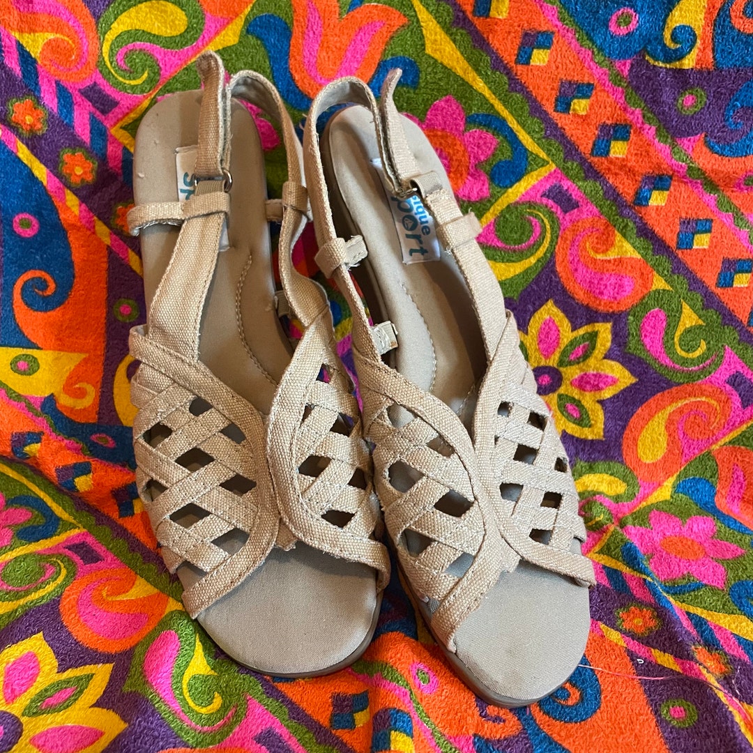 Vtg 80s CUT OUT SLINGBACK Sandals // Vintage Beige Sandals Like New ...
