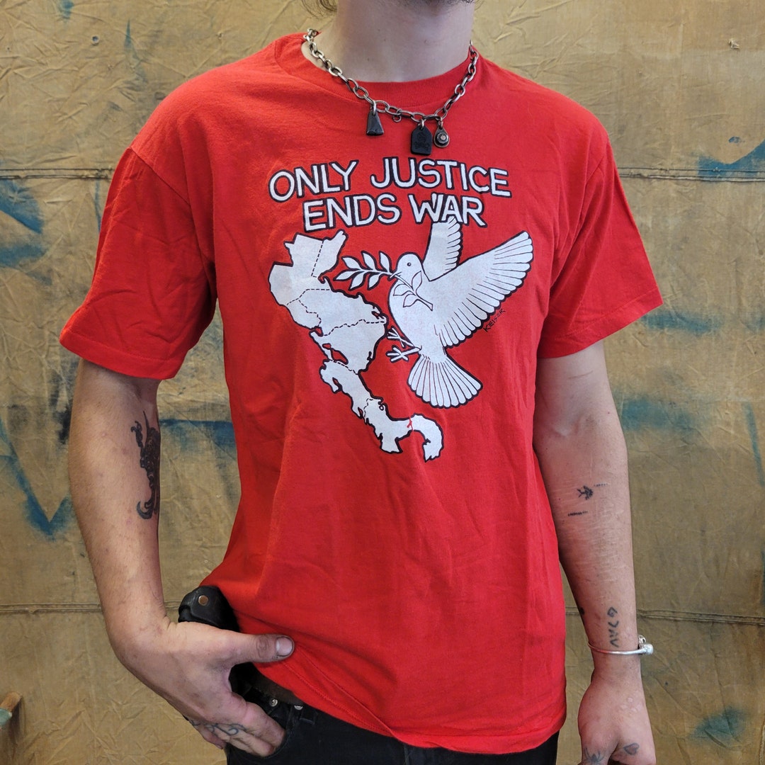 Vtg 80s Only JUSTICE ENDS WAR Tshirt // Vintage Peace Anti Protest Dove ...