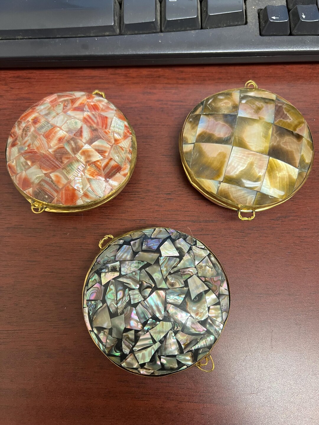 3 Pieces Red Green Abalone Mother of Pearl Shell Inlay Coin Trinket ...