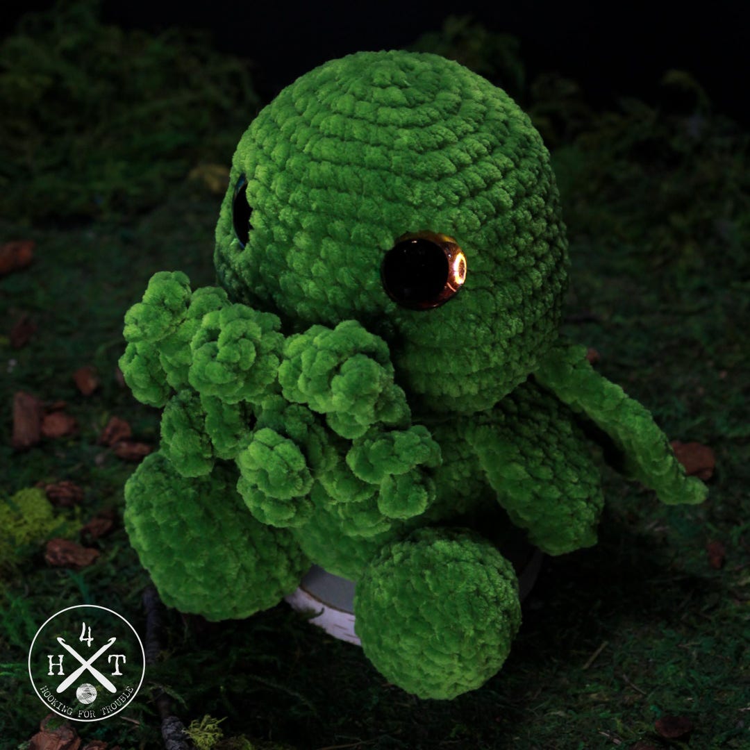 Full-sized Sitting Cthulhu Crochet Plush - Etsy
