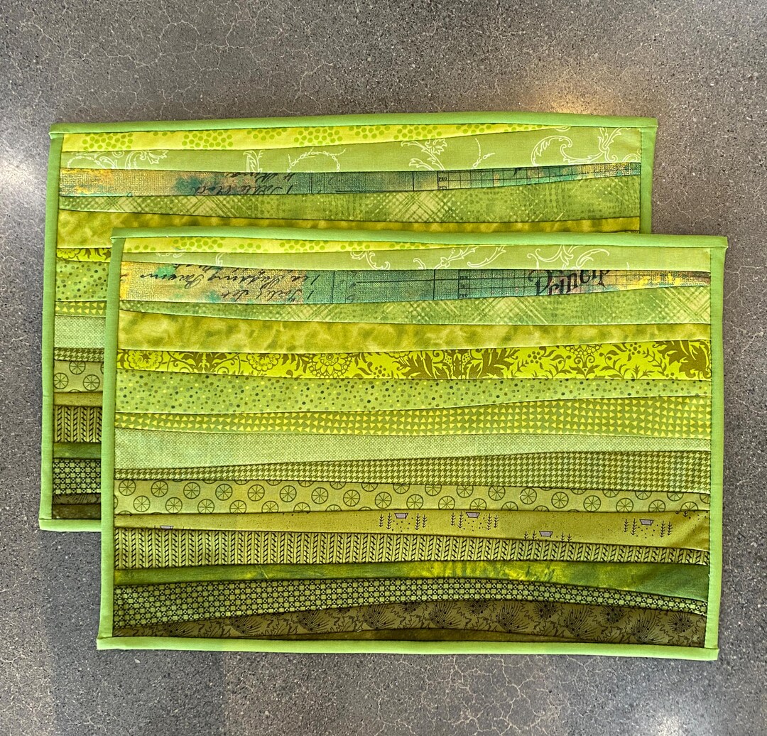 Two Quilted Bright Green Place Mats Will Add Cheer to Your Dining Decor ...