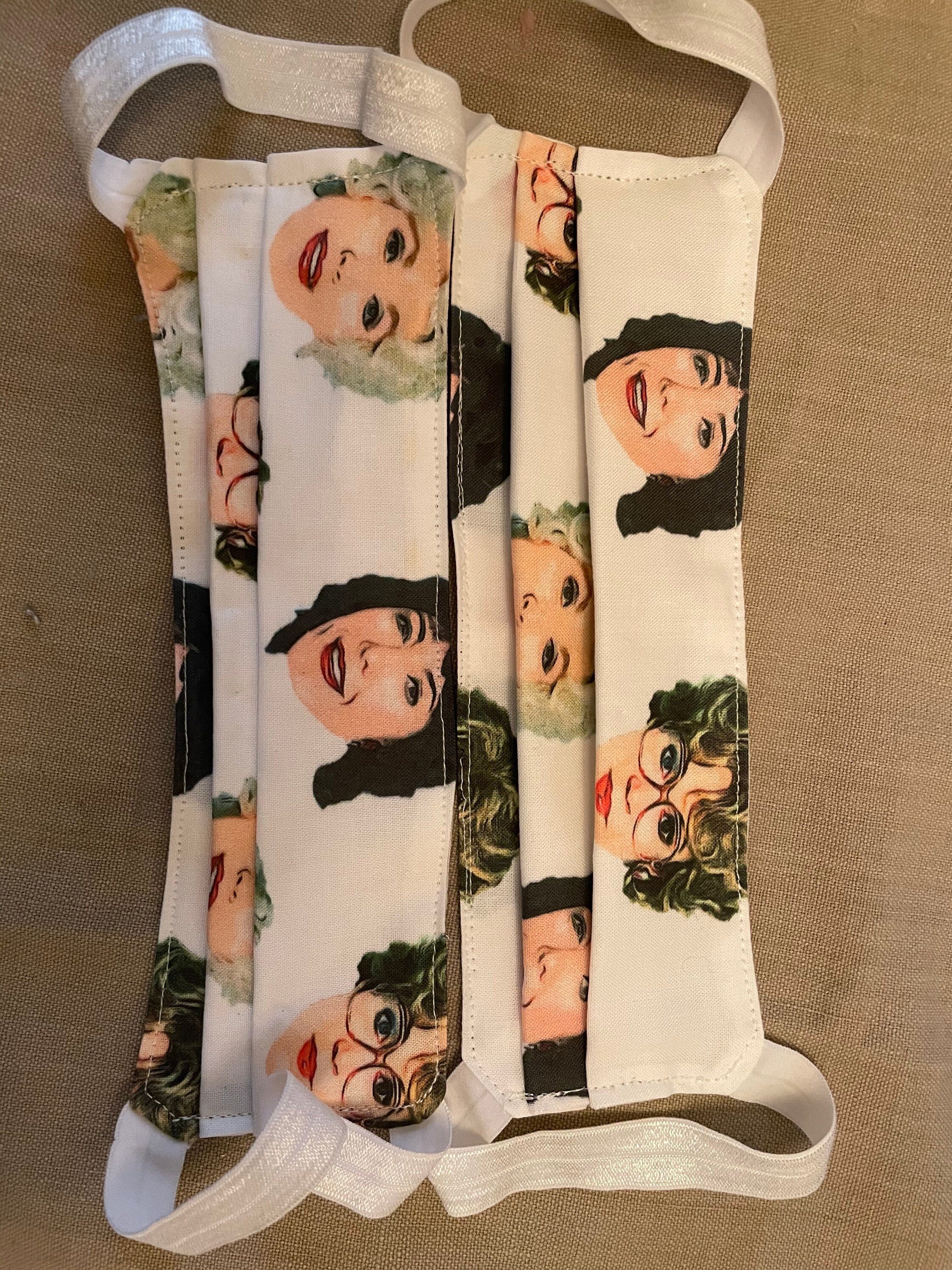 Working 9 to 5 Face Mask Dolly Parton Lilly Thomlin and Jane | Etsy