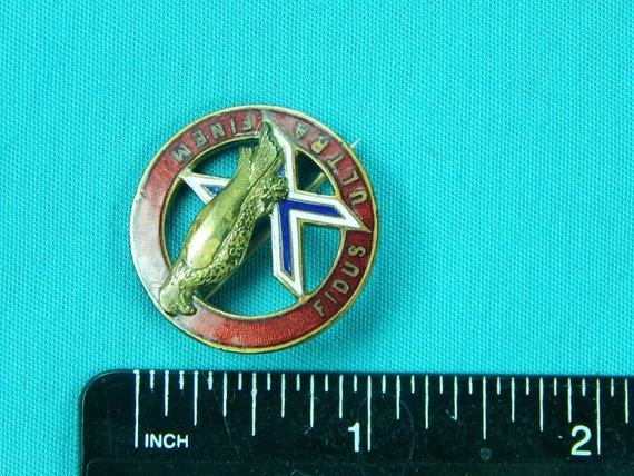 Memorabilia US WW2 2nd ADA Air Defense Artillery Unit Crest Fidus Ultra ...