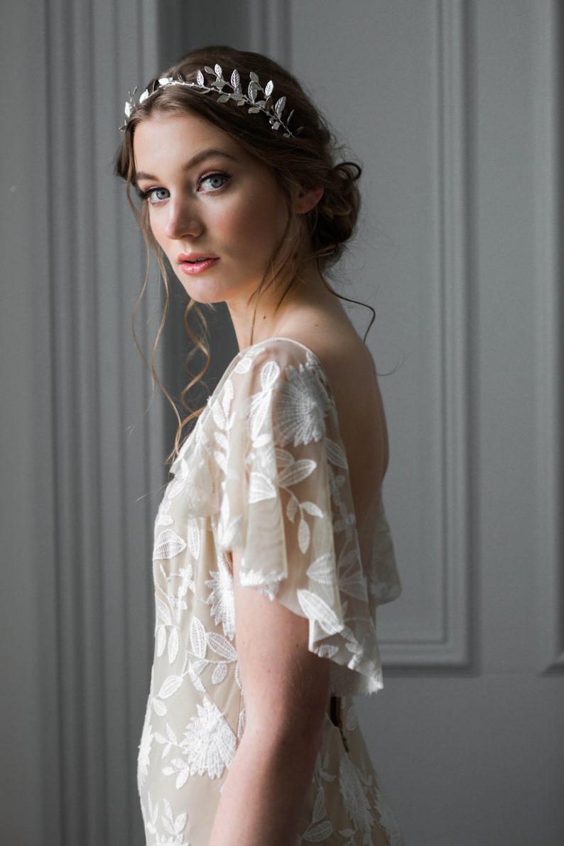 Delicate Leaf Tiara, Gold Tiara, Leaf Headpiece, Gold Bridal Headband ...