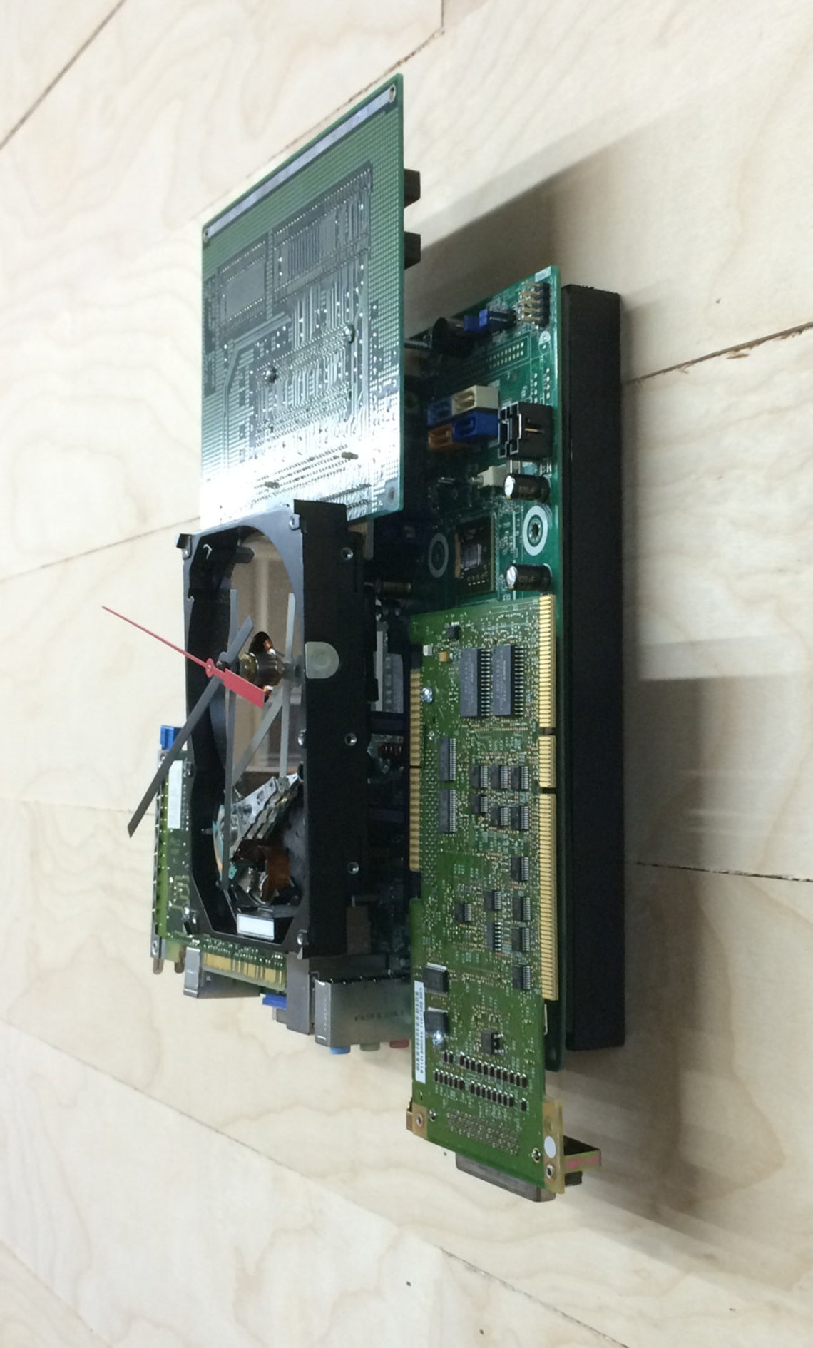 Hard Drive & Motherboard Clock - Etsy India