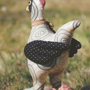 Scrappy Hen and Her Scrappy Eggs Epattern - Etsy