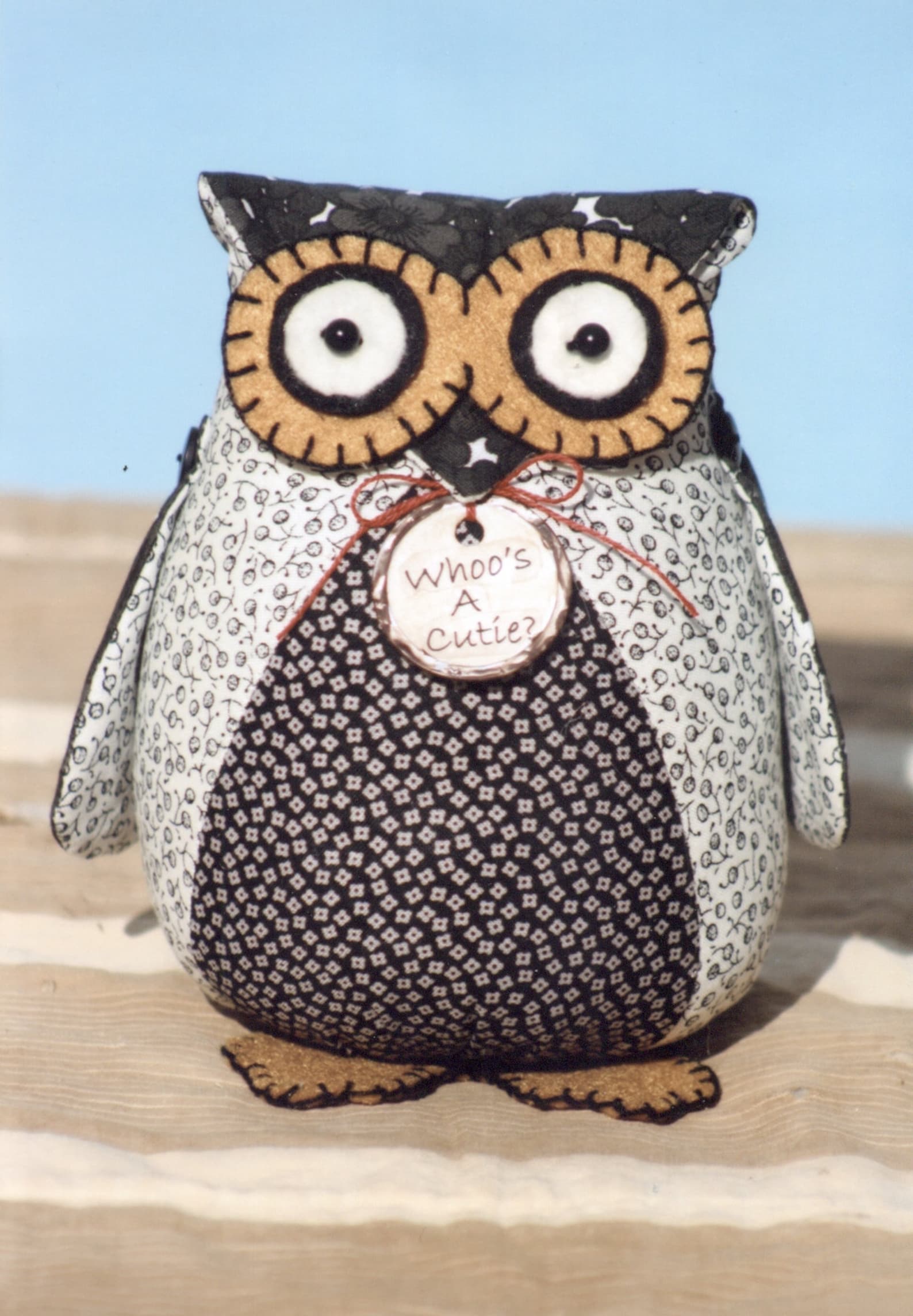 Primitive E-pattern Cutie Hooties - Etsy