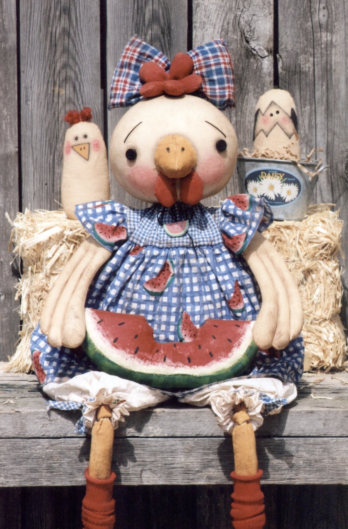 Primitive E-pattern Chelsea Chicken - Etsy