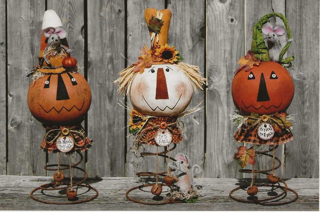 Primitive E-pattern A Nod of the Head to Fall! - Etsy