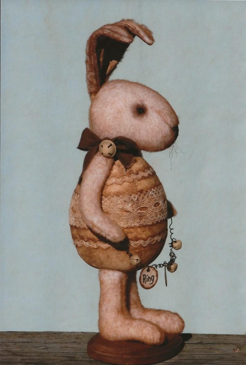 Primitive E-pattern Ring Spring in Bunny With Egg-stra Special - Etsy