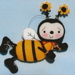 Primitive Pattern Spring is in the Air - Etsy