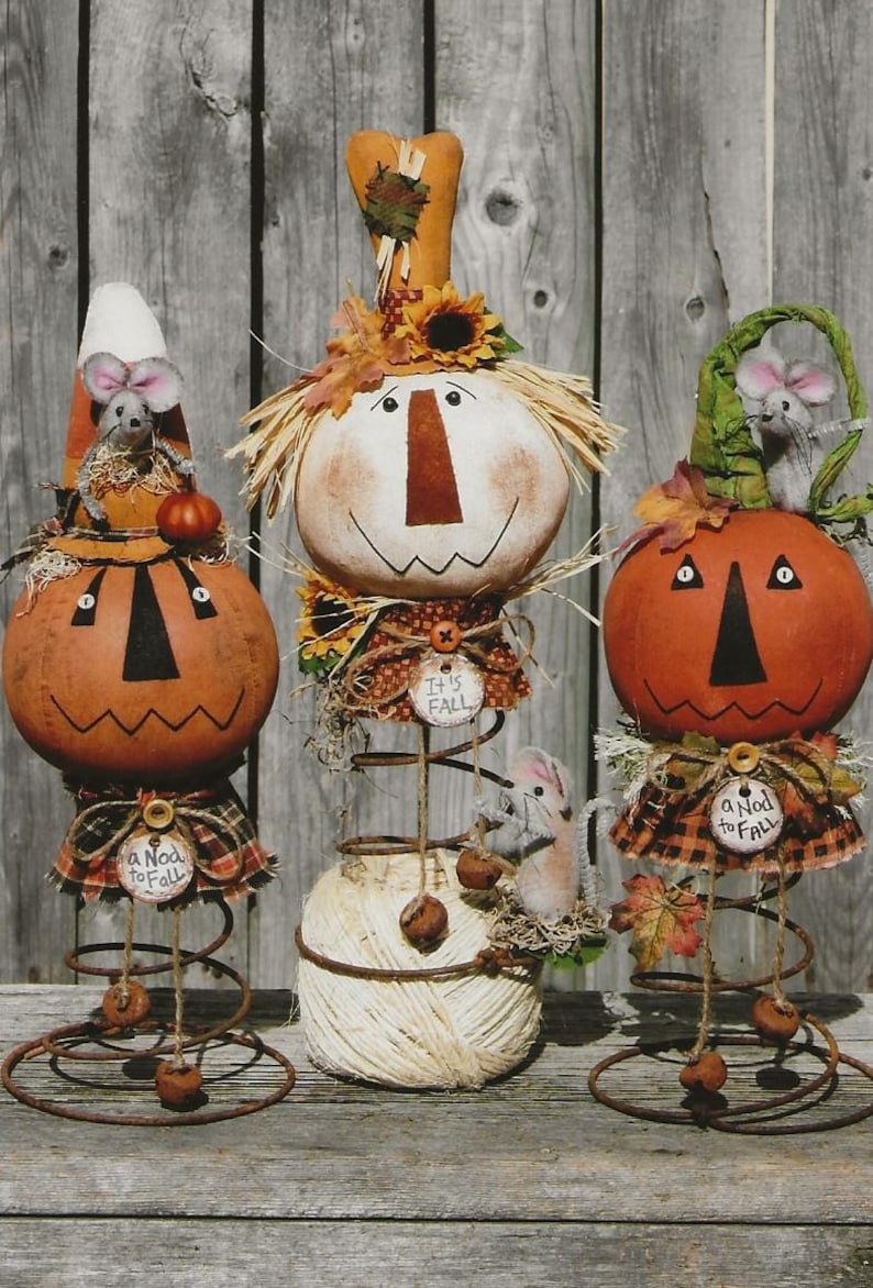 Primitive E-pattern A Nod of the Head to Fall! - Etsy