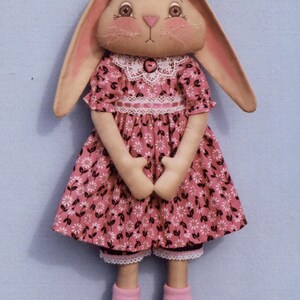 Primitive PATTERN Pretty in Pink Bunny - Etsy