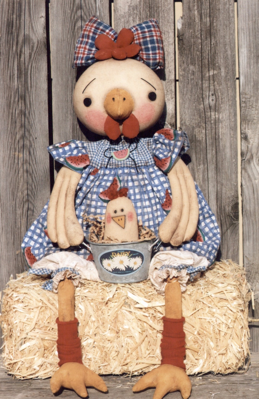 Primitive E-pattern Chelsea Chicken - Etsy