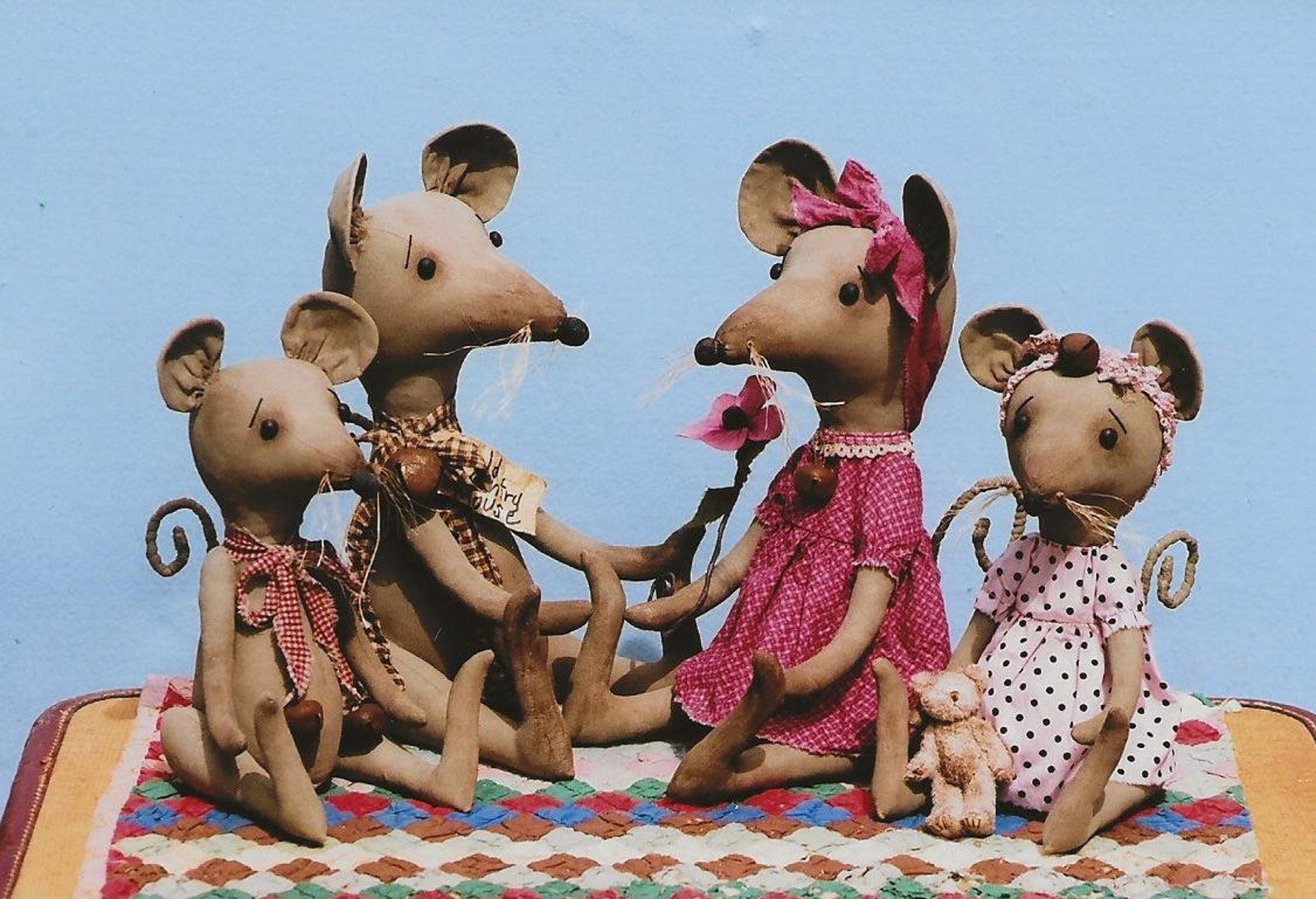 Primitive EPATTERN Country Mouse Family | Etsy