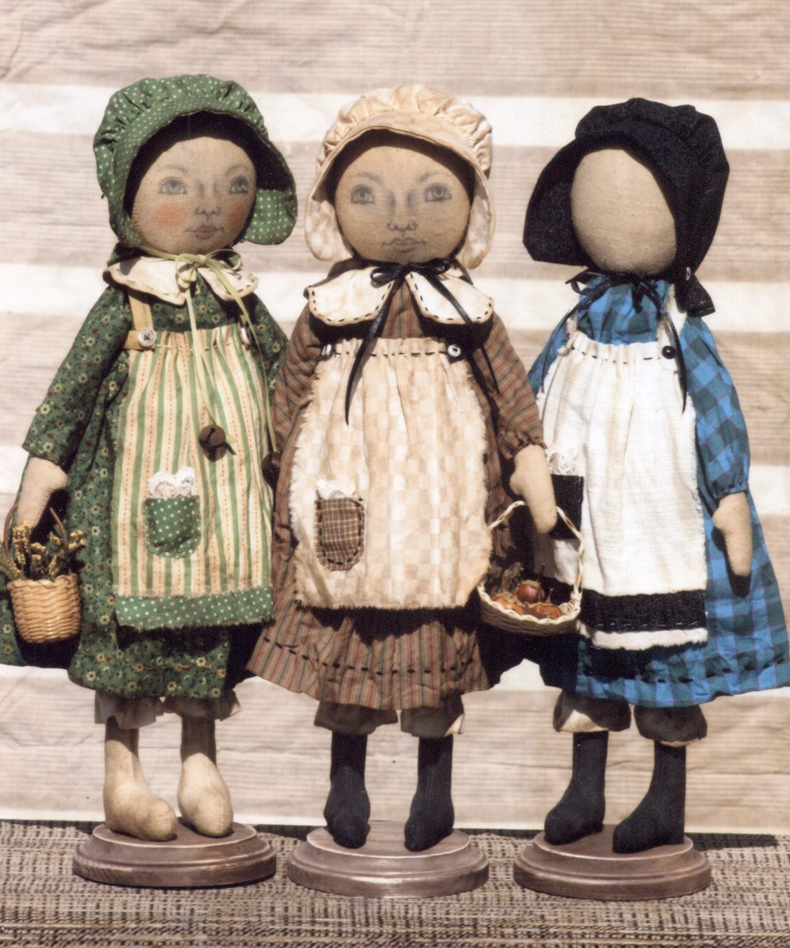 Primitive PATTERN Early Style, Standing Settler Sisters - Etsy