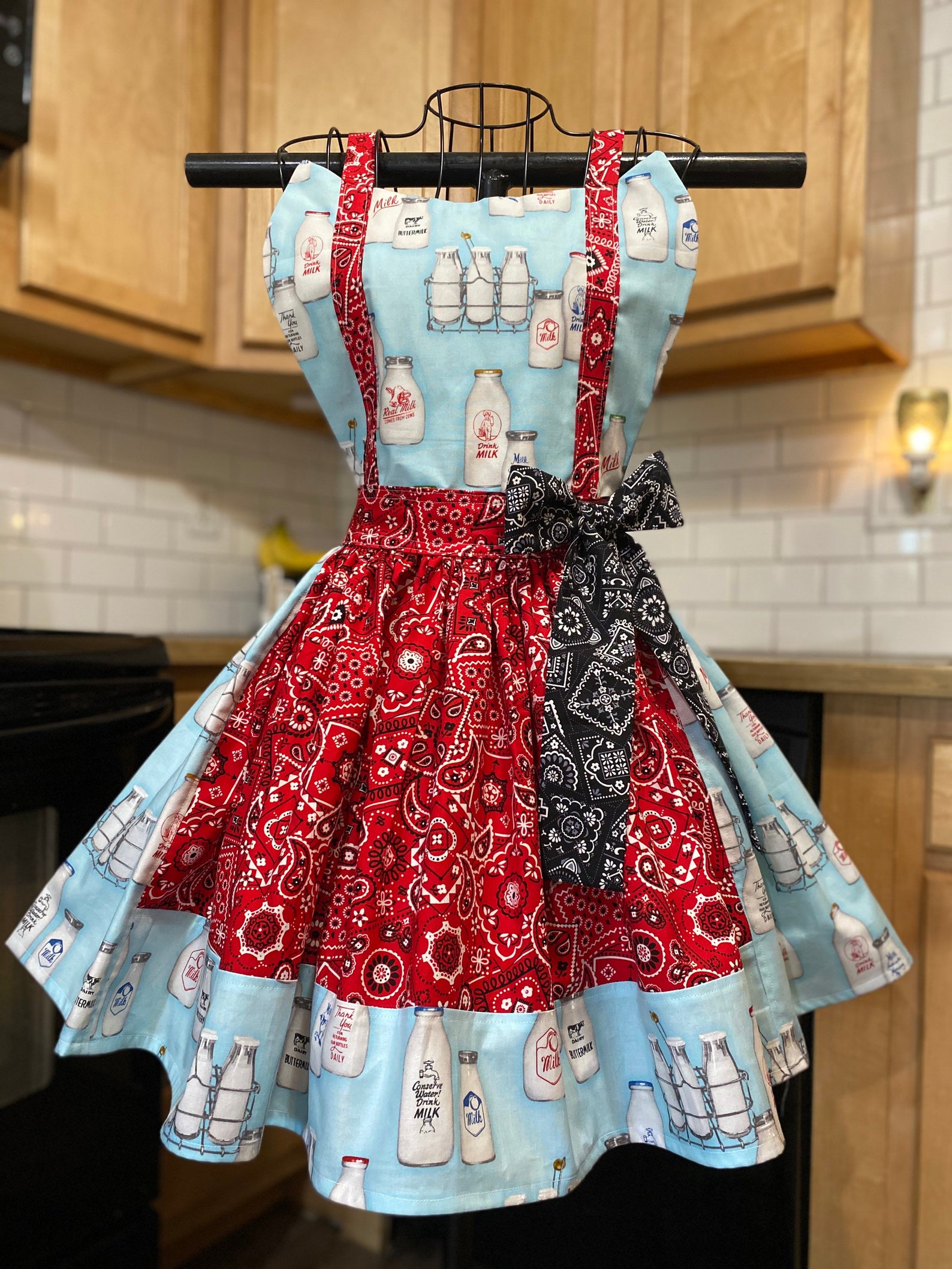 Milk apron/country apron/farm apron | Etsy