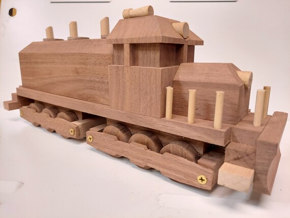 Wood Toy Train Engine and 6 cars | Etsy