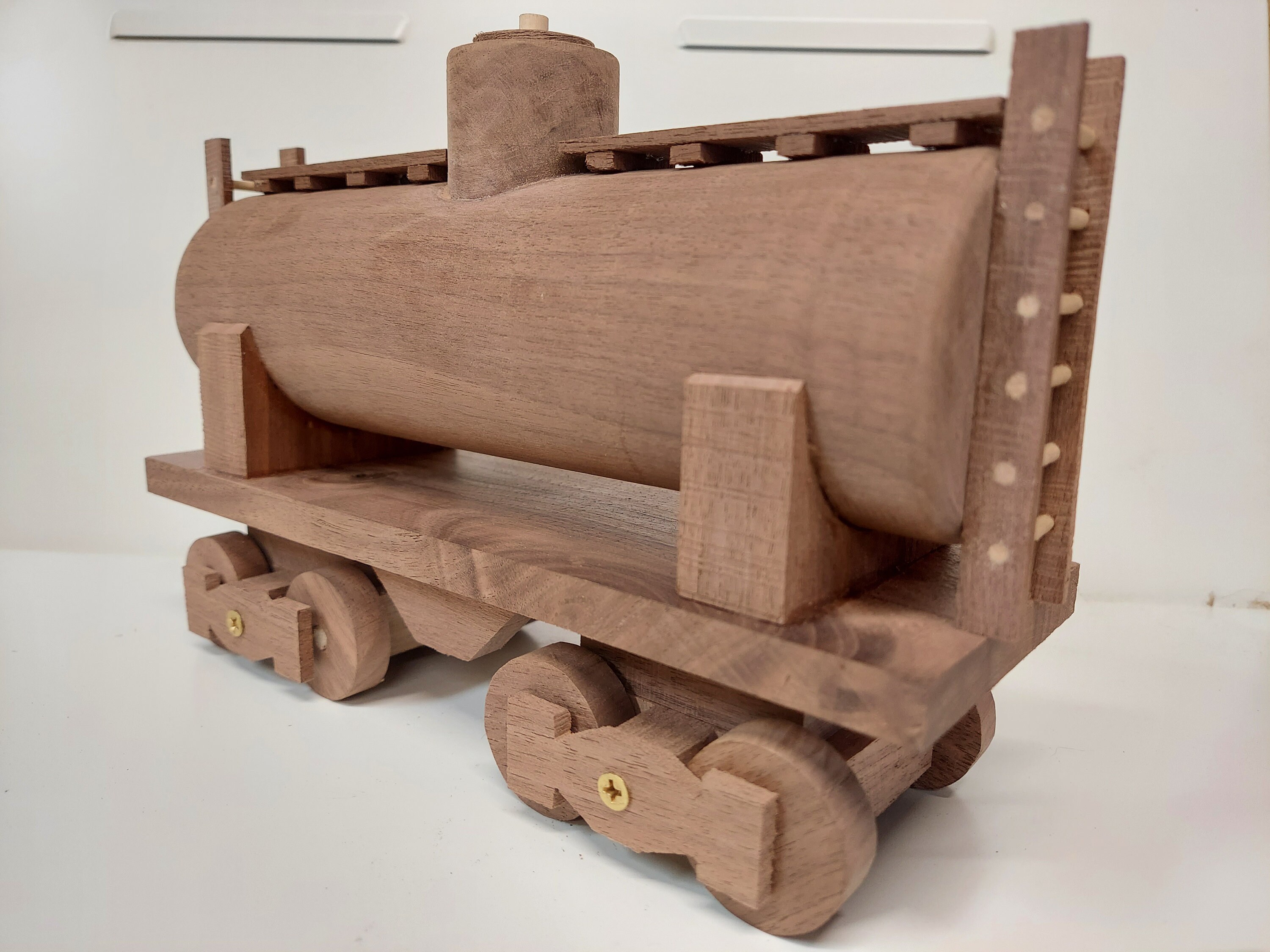 Wood Toy Train (engine and 6 Cars) - Etsy