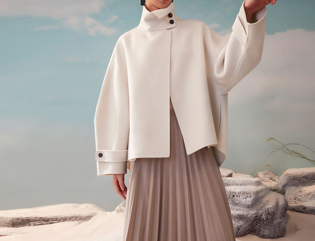 V504---women's Double Faced Wool High-low Neck Short Coat in White ...
